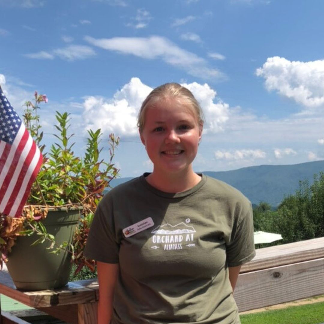 Who We Are – Altapass Orchard